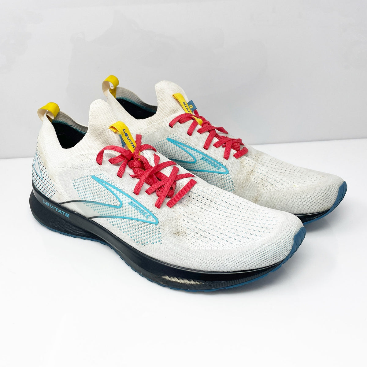 Brooks Mens Levitate Stealthfit 5 1103721D190 White Running Shoes Snea ...